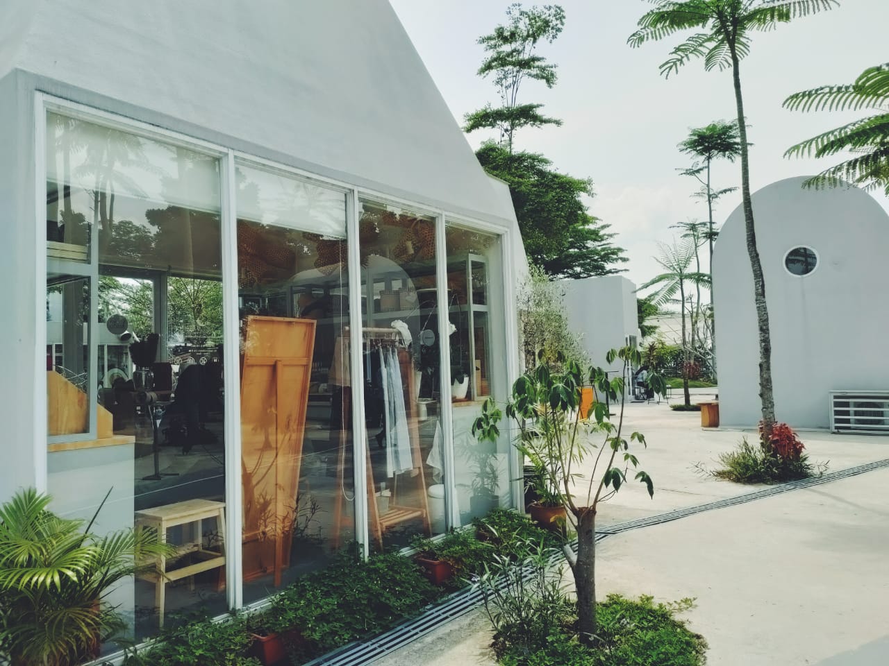 ANDIYANI ACHMAD: Gak Sengaja Melipir Ke KUMULO CREATIVE COMPOUND