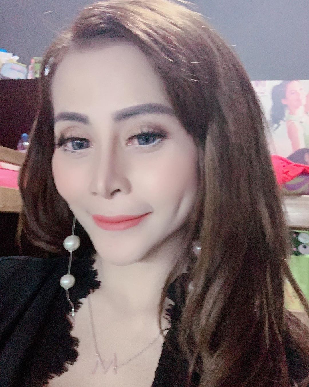 Ghea Michio Seksi Selfie Foto Model Indonesia - ZONA ARTIS LAGI