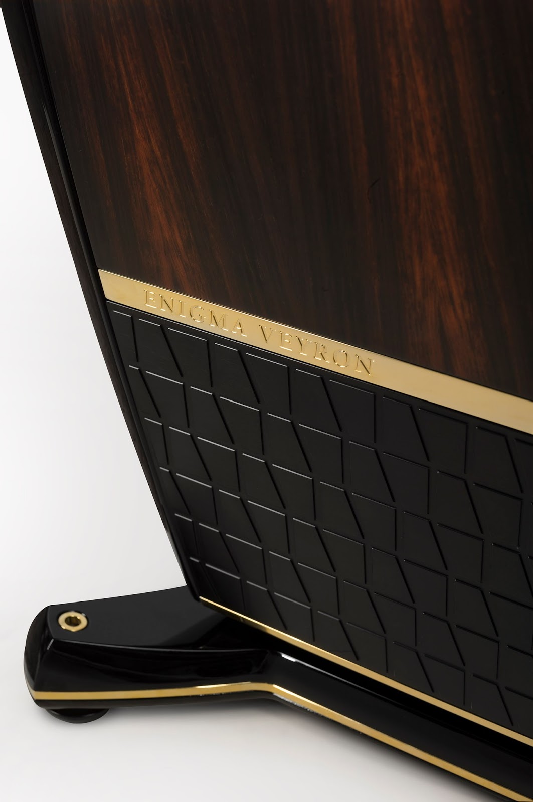 Kharma speakers production – M & S | Ultimate High-Fidelity