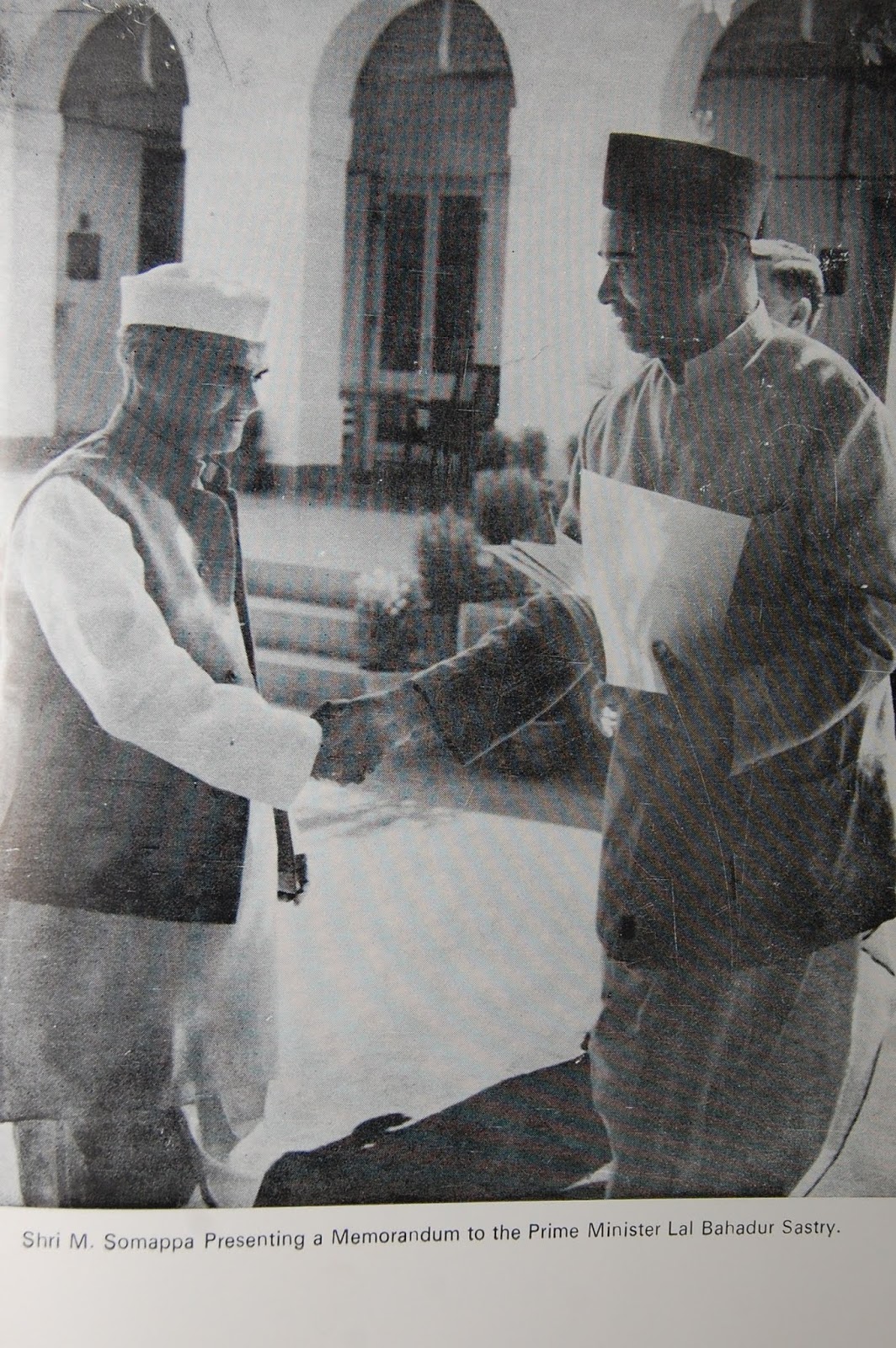 MANA YEMMIGANUR: MACHANI SOMAPPA