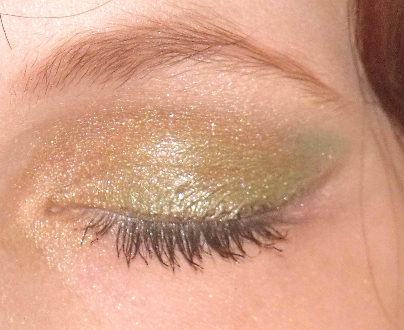 Little Chic Mama: Natural Earthy-Toned Makeup