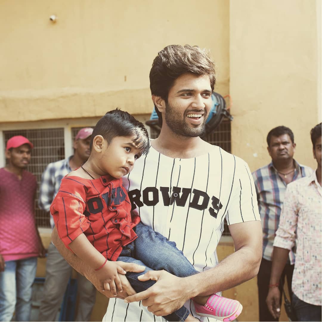 100+ Vijay Devarakonda Latest HD Images from Photoshoots 2020 ...