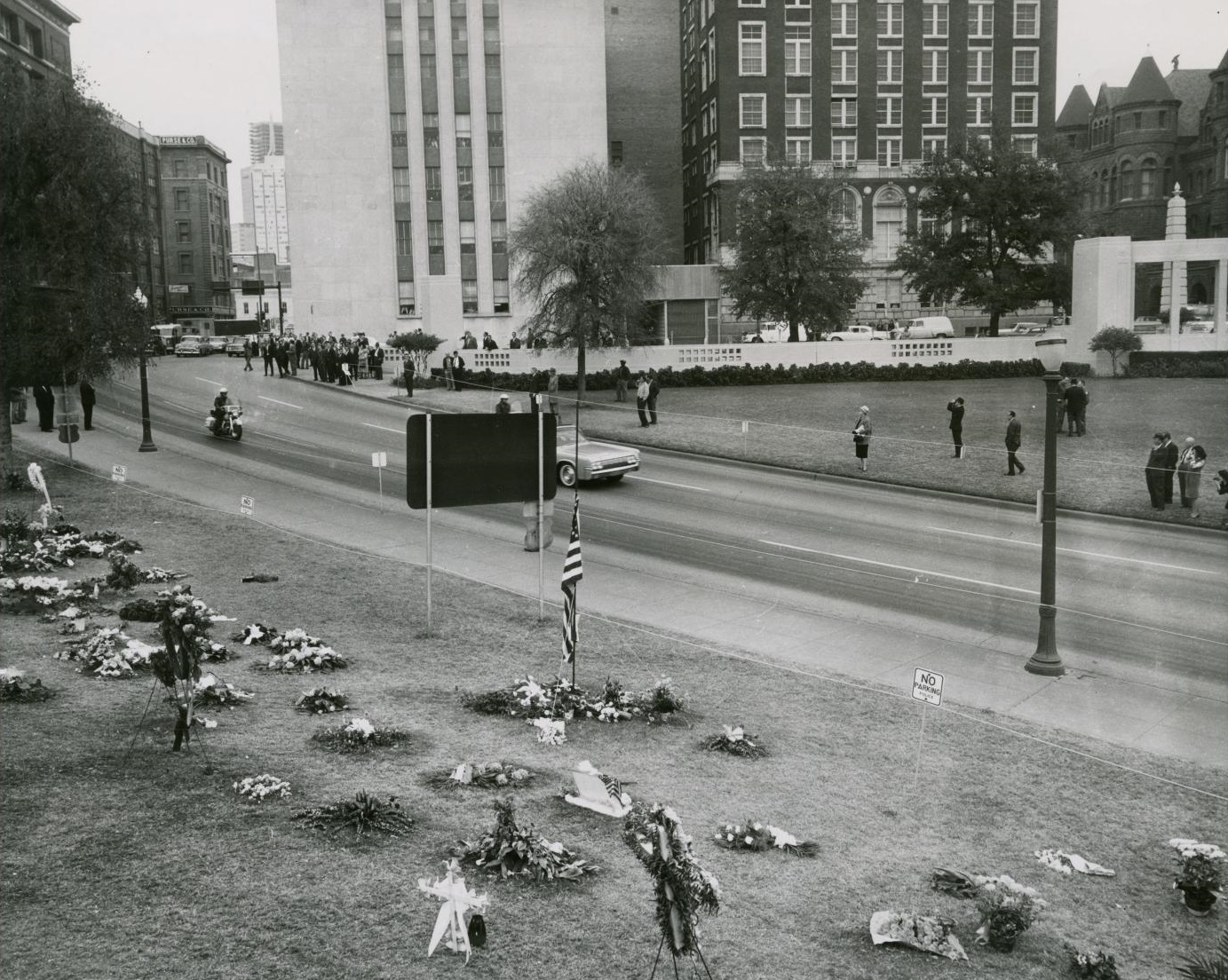 DVP's KENNEDY GALLERY