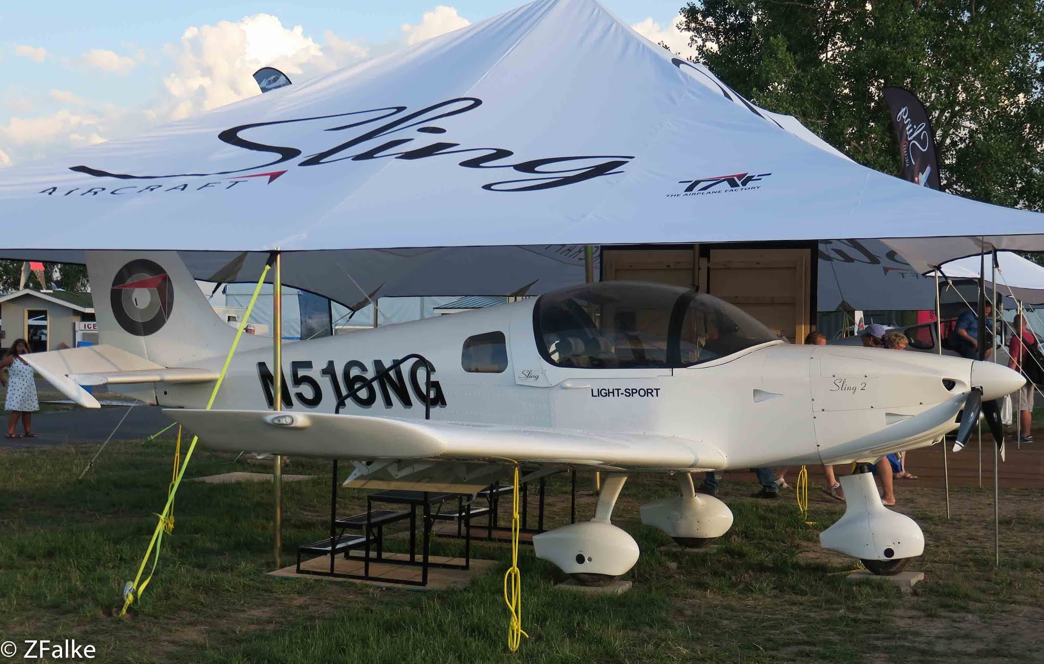 Me gustan los aviones: Sling