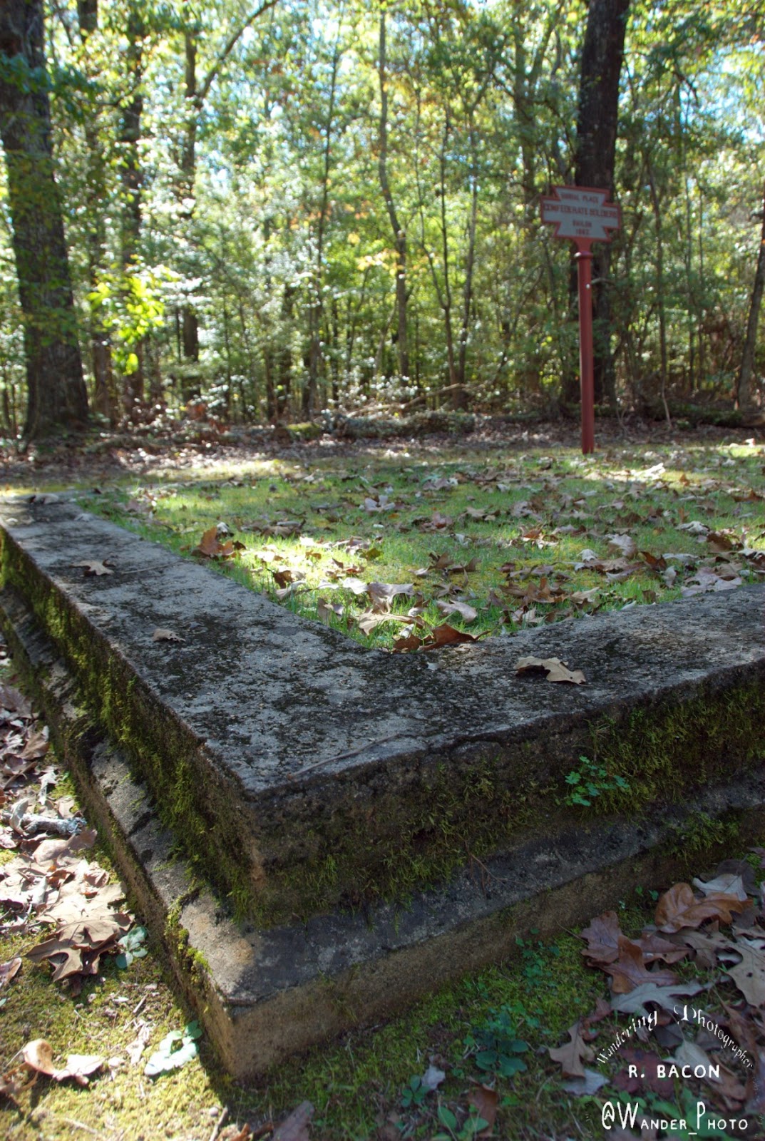 Wander Photo: Shiloh: Battles, Indians, and Monuments to Death