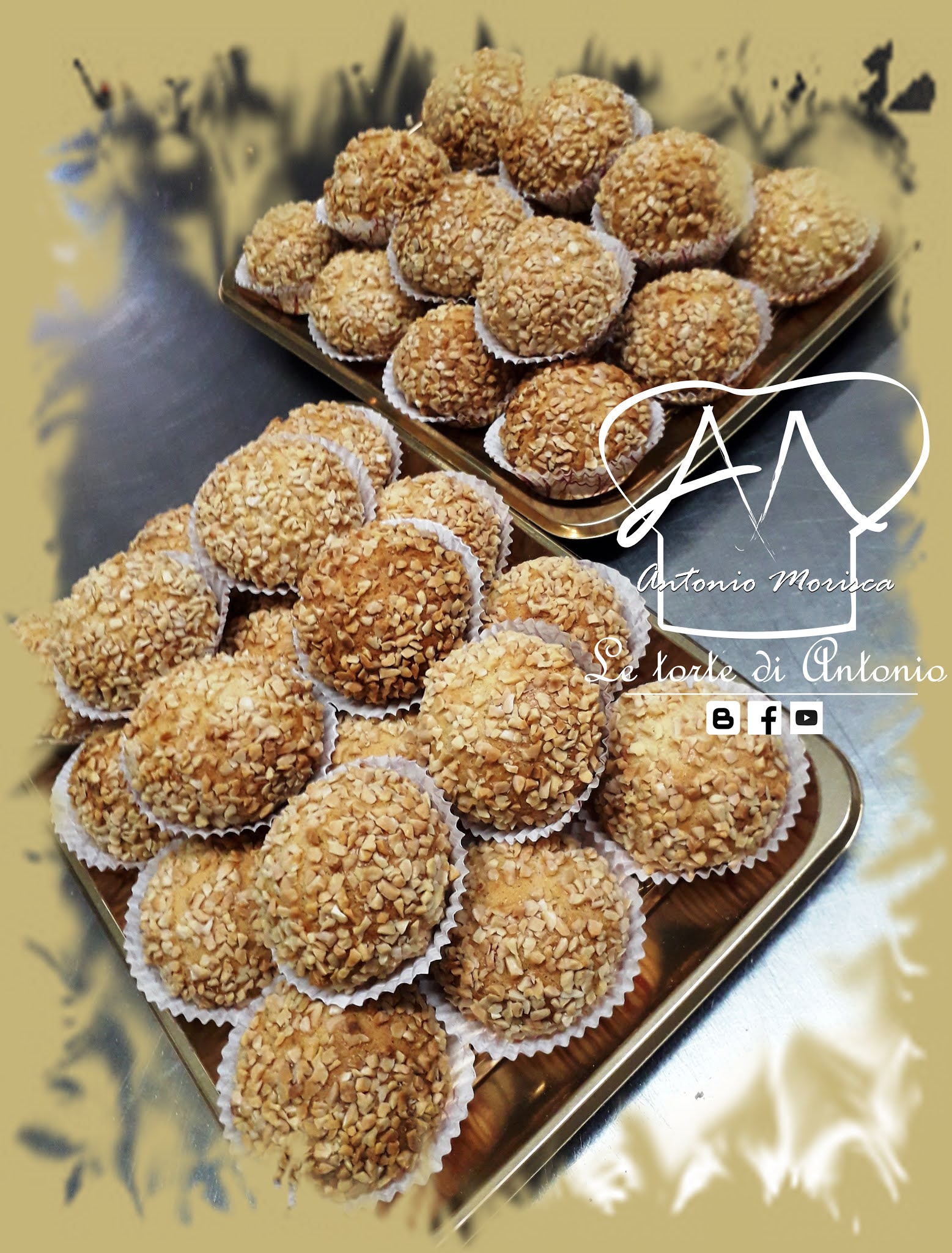 Panotti di frolla mandorlati con un ripieno di conserva candita a limone.