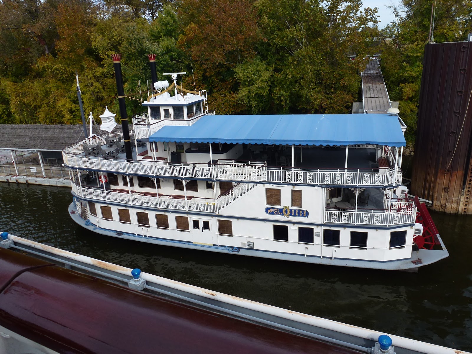 2 rv golfers on the go: General Jackson Showboat, Nashville, Tennessee