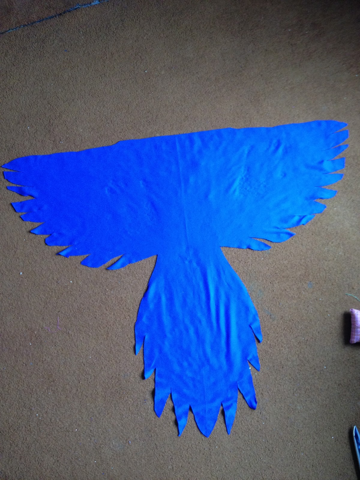 craftyandcake: Tutorial - Parrot Wings