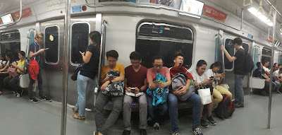 How To Ride The LRT : A Provincial Girl's Guide in The Metro