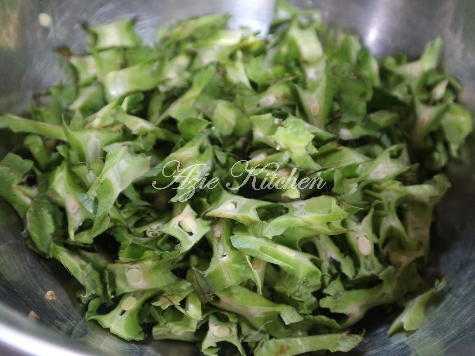 Kerabu Kacang Botol Yang Terlajak Sedap - Azie Kitchen