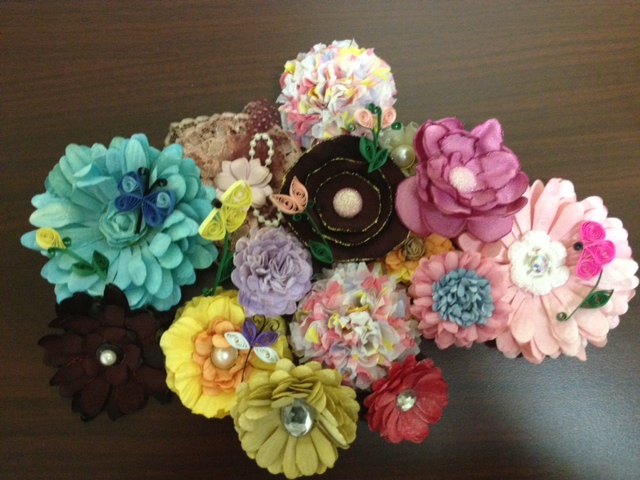 Scrap'n With Flair: Hand Made Flower Swap!!