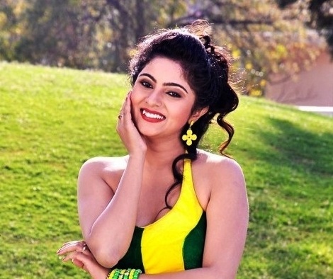 Jhilik bhattacharjee Height, Weight, Age, Husband, Family, Biography & Wiki