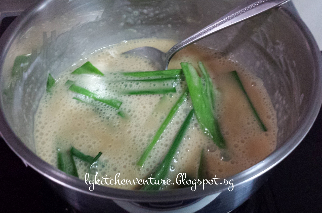 LY's Kitchen Ventures: 10 Minute Homemade Kaya