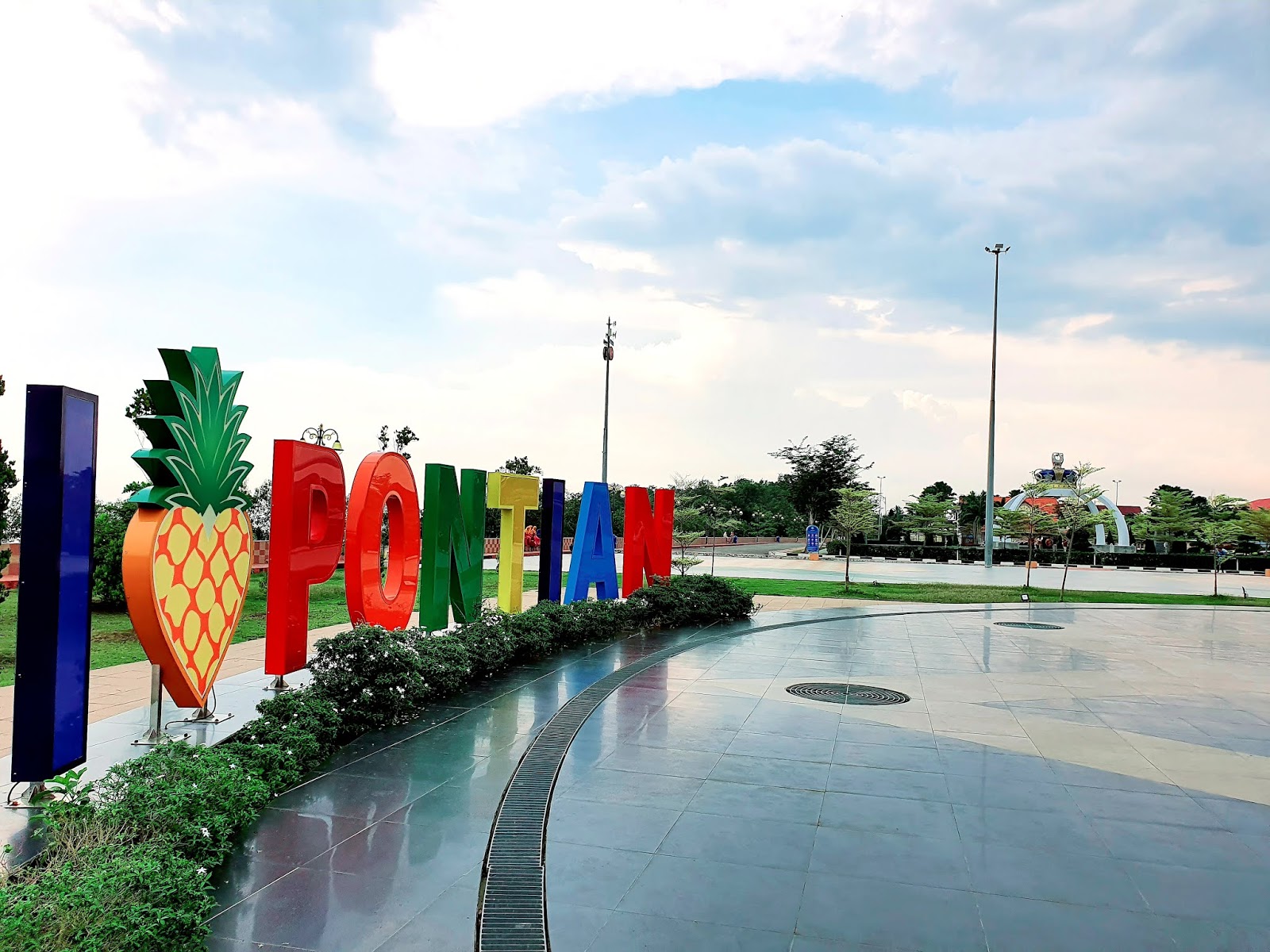Dataran Pontian Bersih, Landskap Sangat Menarik