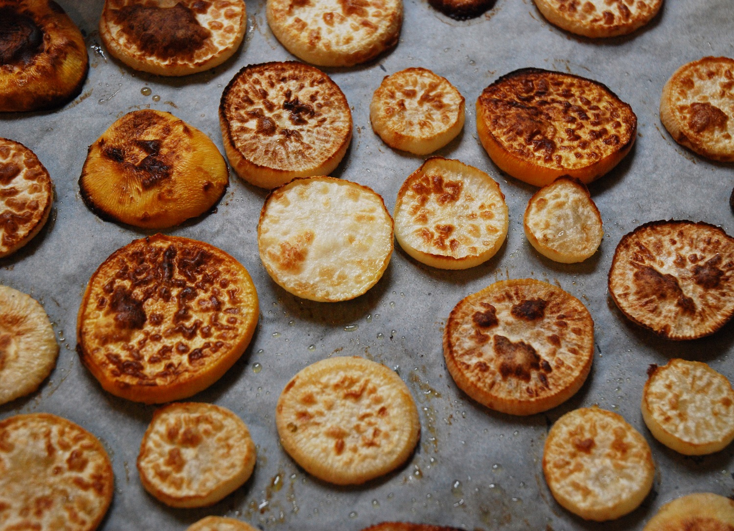 Navets rôtis au four