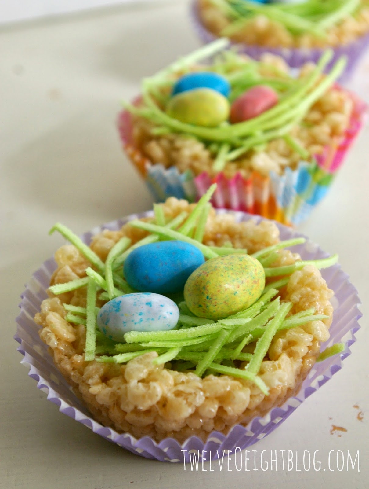Rice Krispie Easter Nest Treats – twelveOeight
