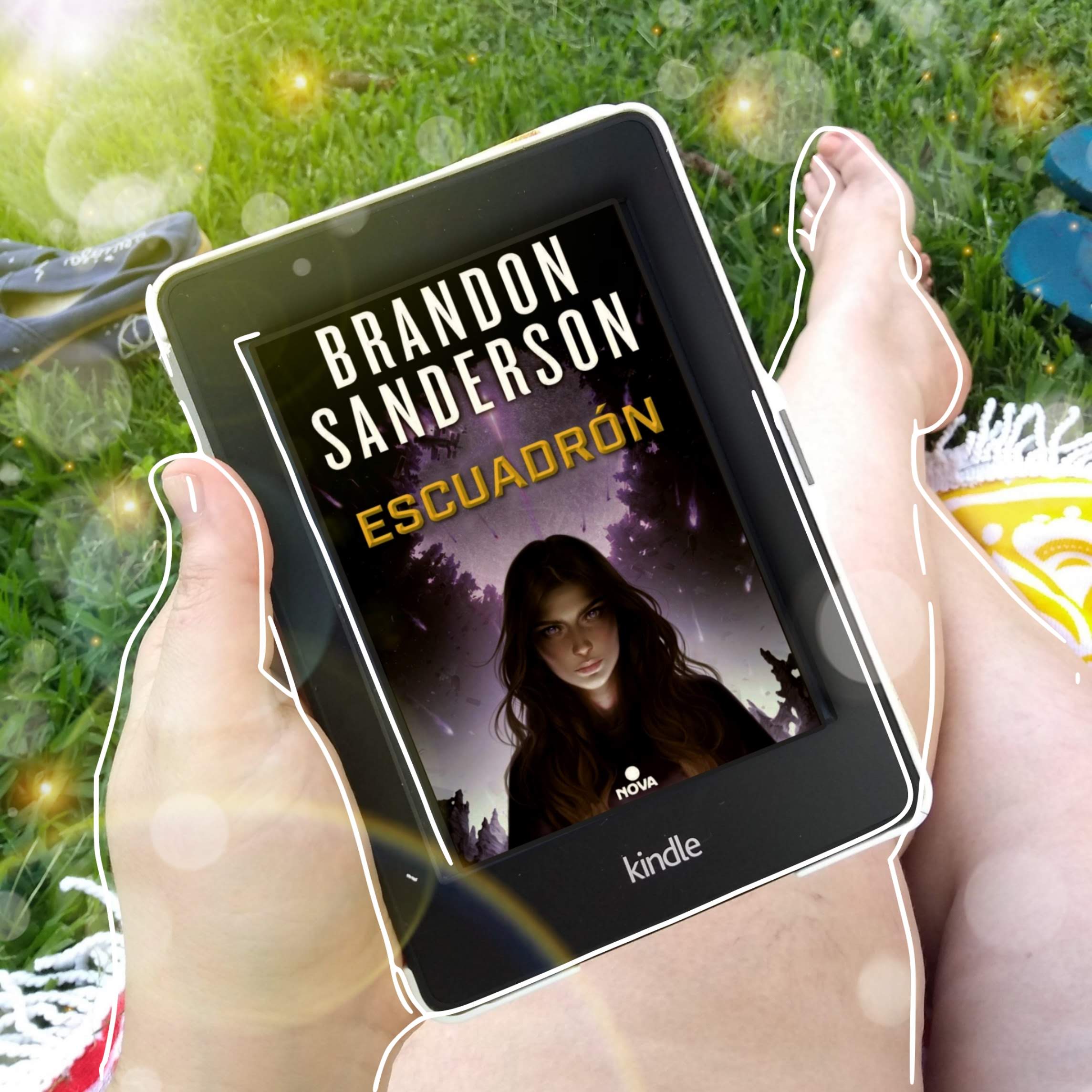 Reseña Escuadrón (y Estelar) de Brandon Sanderson - Alucinada Libros