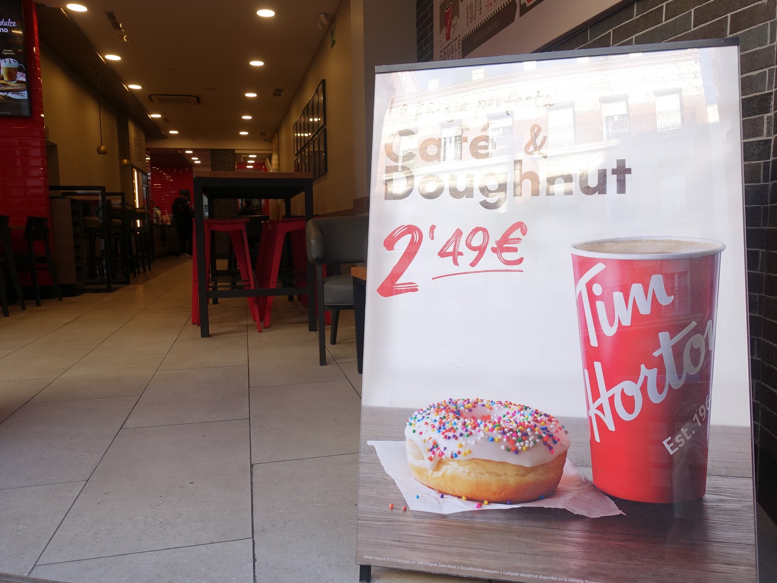 Tim Hortons Café and Bake Shop (Madrid, SPAIN) ★★★☆☆ | A traveling ...