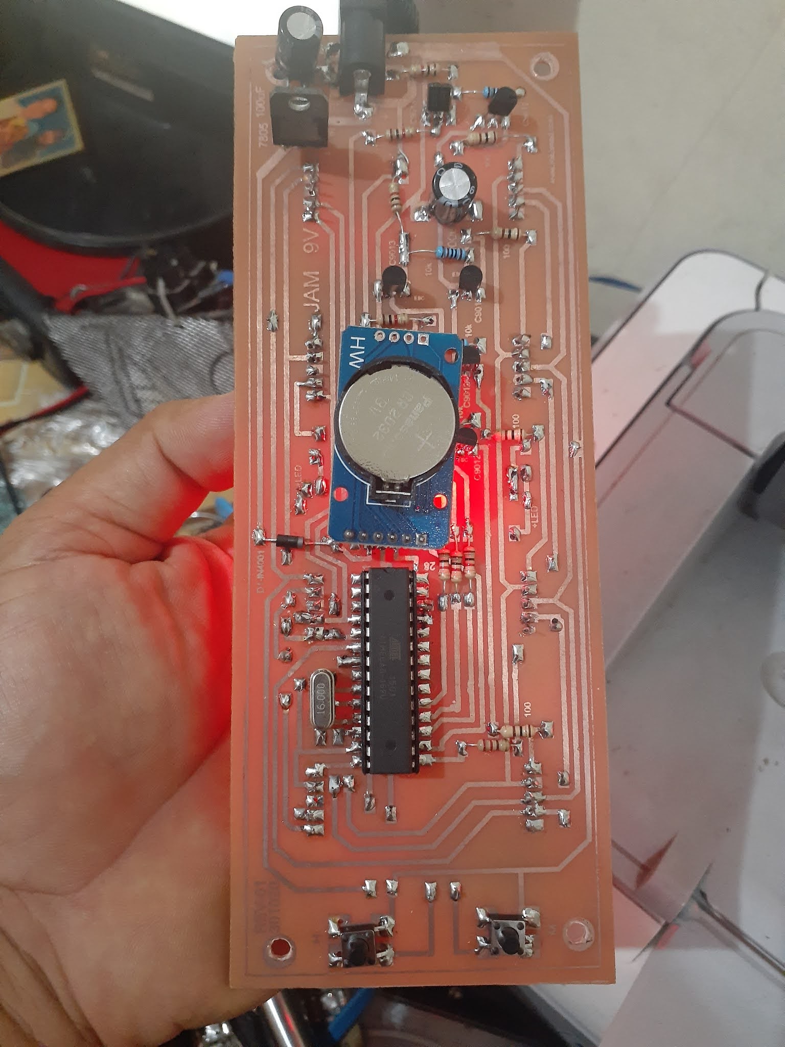 DIY dan design PCB jam digital besar, dengan 7 segmen, 9Volt, ukuran 1 ...