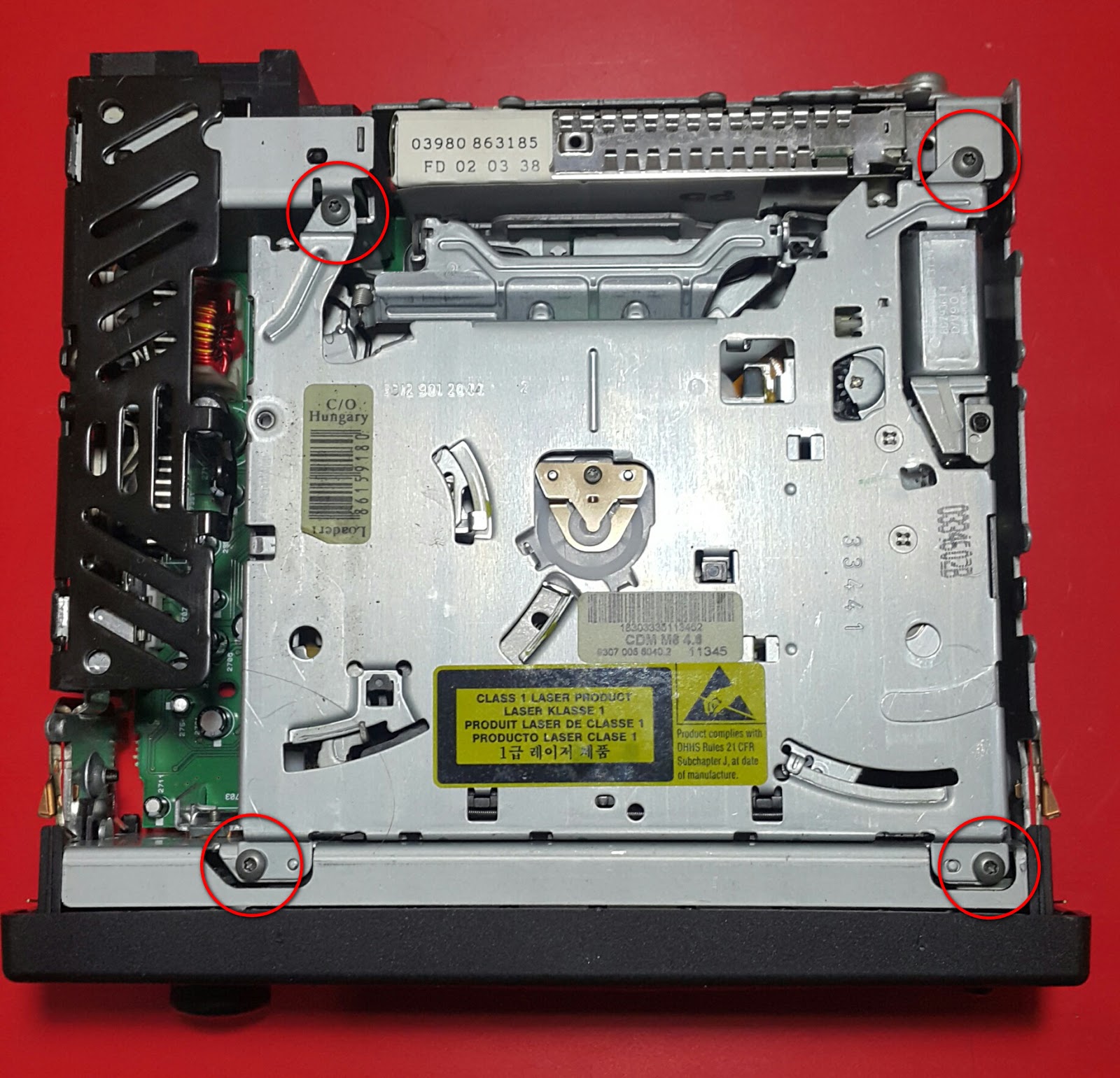 Muhtesem Izmir: SIEMENS VDO CDR500 AUX Girişi Yapımı...