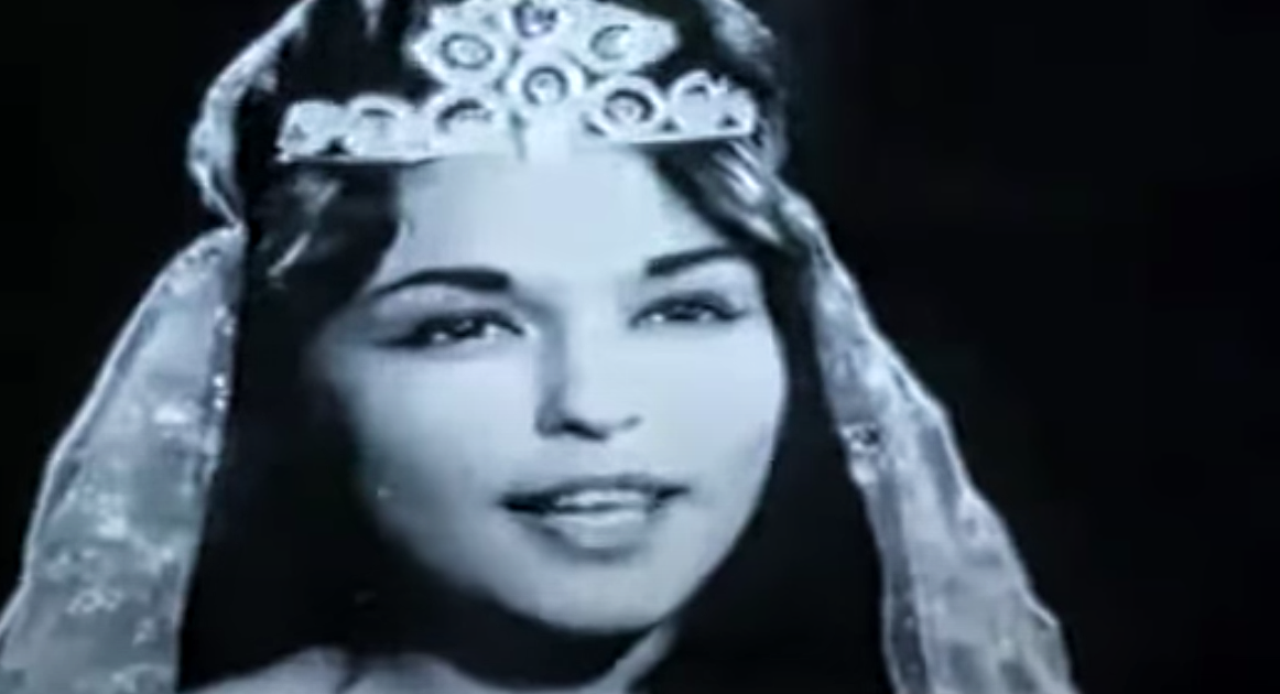 7 Conditions of Puteri Gunung Ledang for Sultan Mahmud Shah ⛰ Sejarah ...