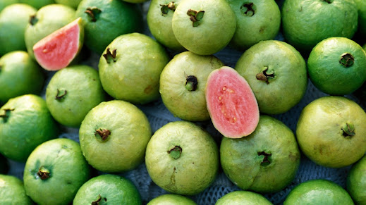 7 Powerful Benefits of Guava as Mouthwash That Effectively Works