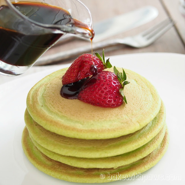 Pandan Pancake with Gula Melaka Syrup - BAKE WITH PAWS