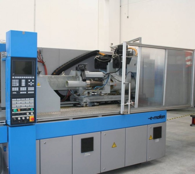 Usato Industria: Pressa Engel 180 ton