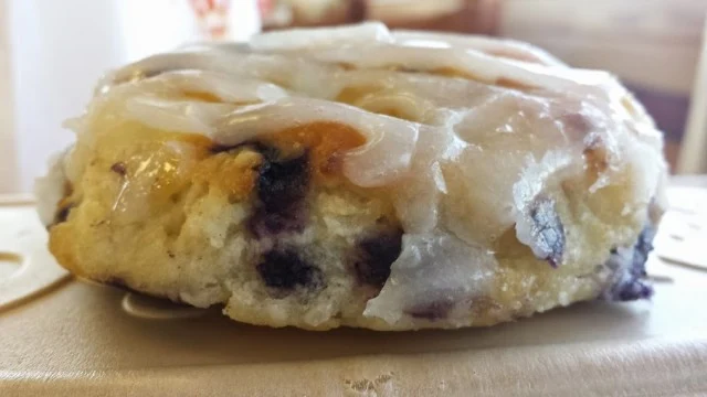 Review: Bojangles - Bo' Berry Biscuit | Brand Eating