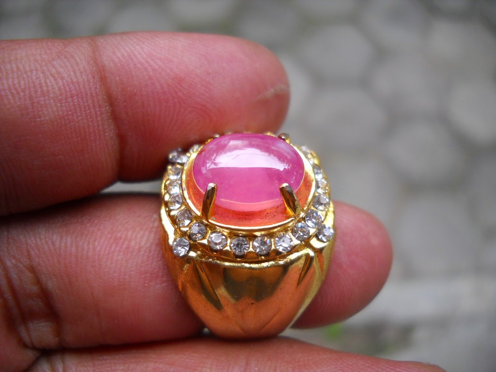 Akik Sepuh: Ruby Afrika