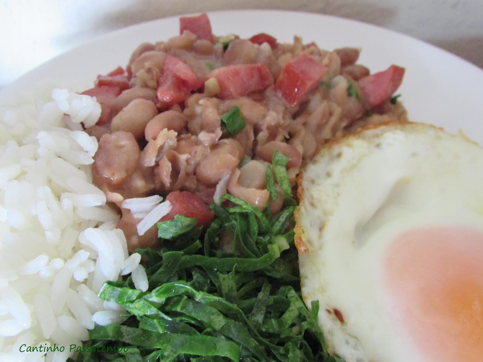 Cantinho Passatempo: Tutu de feijão