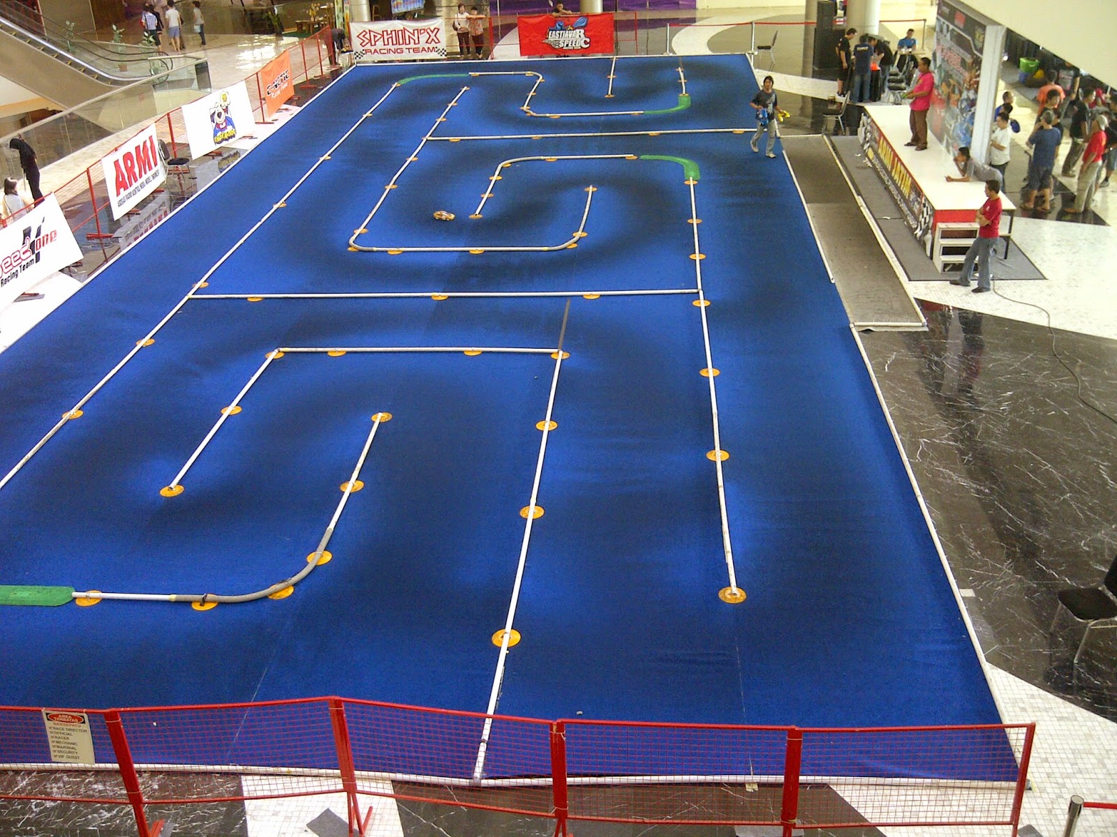 beo philosophy: Arena Balap Remote Control