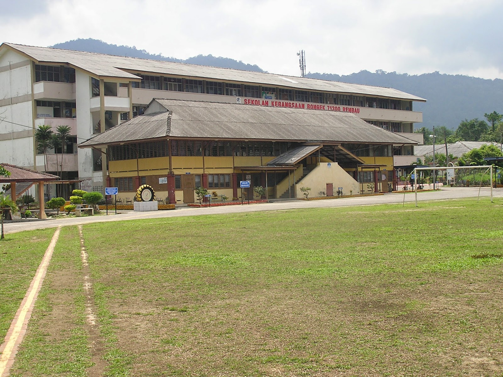 BANG BEY GADONG: THE BONGEK-MOMPOGHAH CONNECTION WIH REFLECTION OF ABU ...