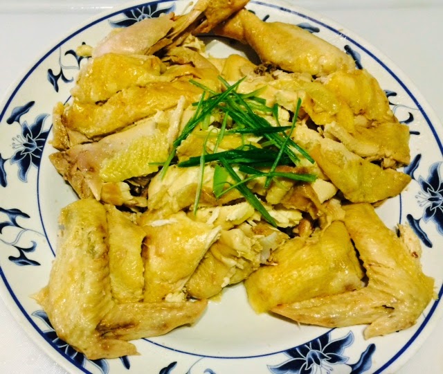 Cooking With Hoby Ng: Boiled Chicken with Ginger and Scallion Oil 薑蔥白切雞-