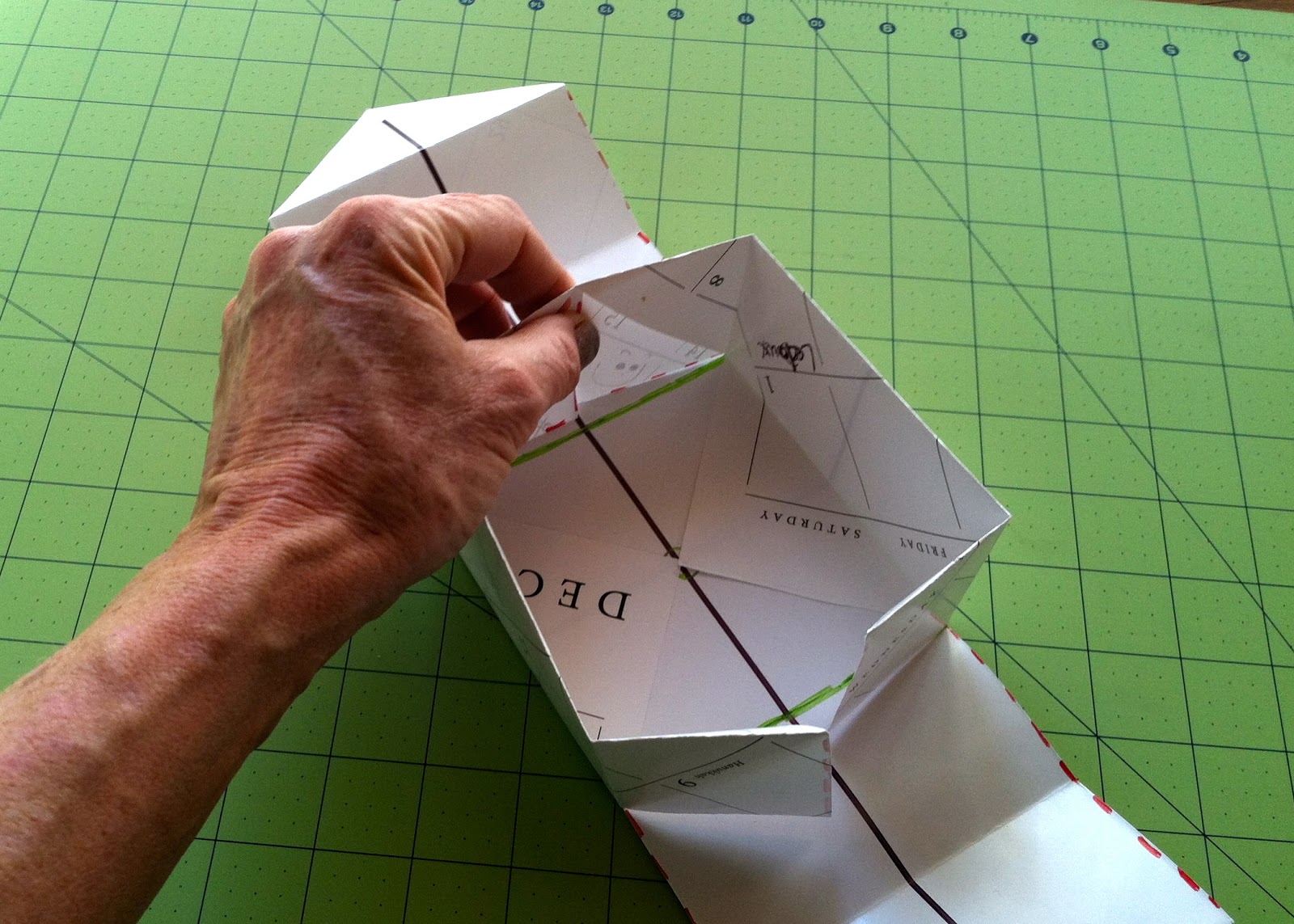 Positively Vegan: PV Craft Time - How To Make a Box