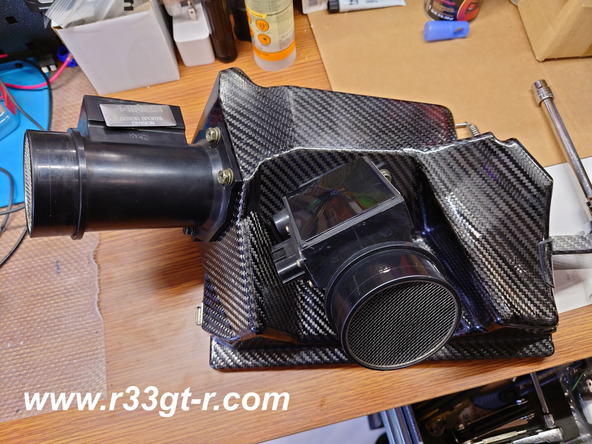 One Man's Lonely Adventures In His R33 Skyline GT-R: Pure Carbon Bling ...