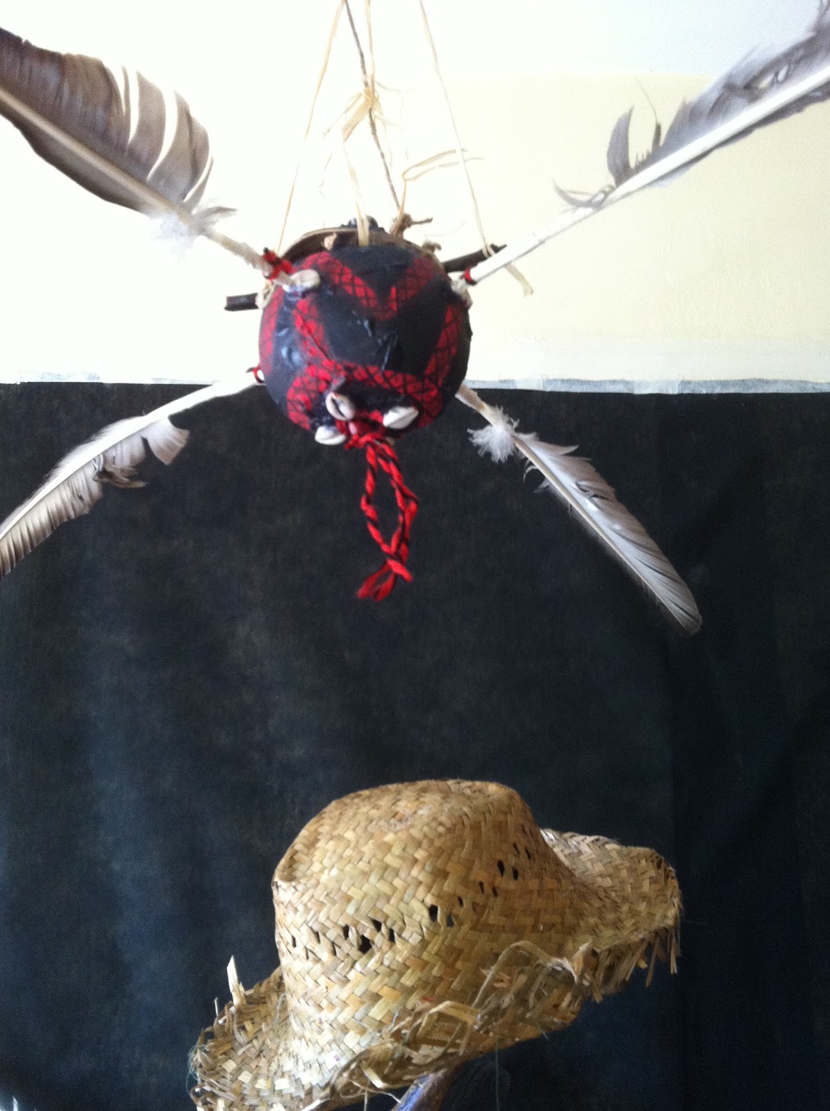 Palo Monte Negro : LOS VEINTIÚN CAMINOS DE LUCERO