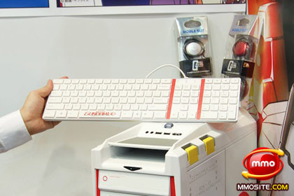 Unicorn Gundam Themed CPU and Keyboard