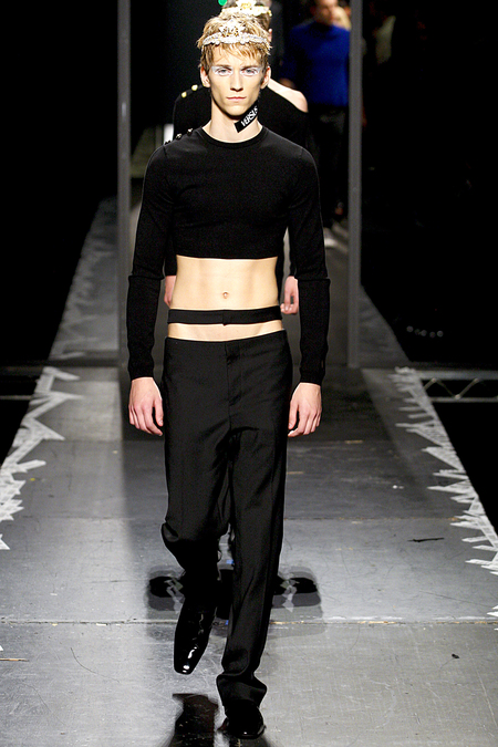 MAJOR MEN: NICHOLAS COSTA FOR VERSUS BY JW ANDERSON COLLECTION RESORT 2014