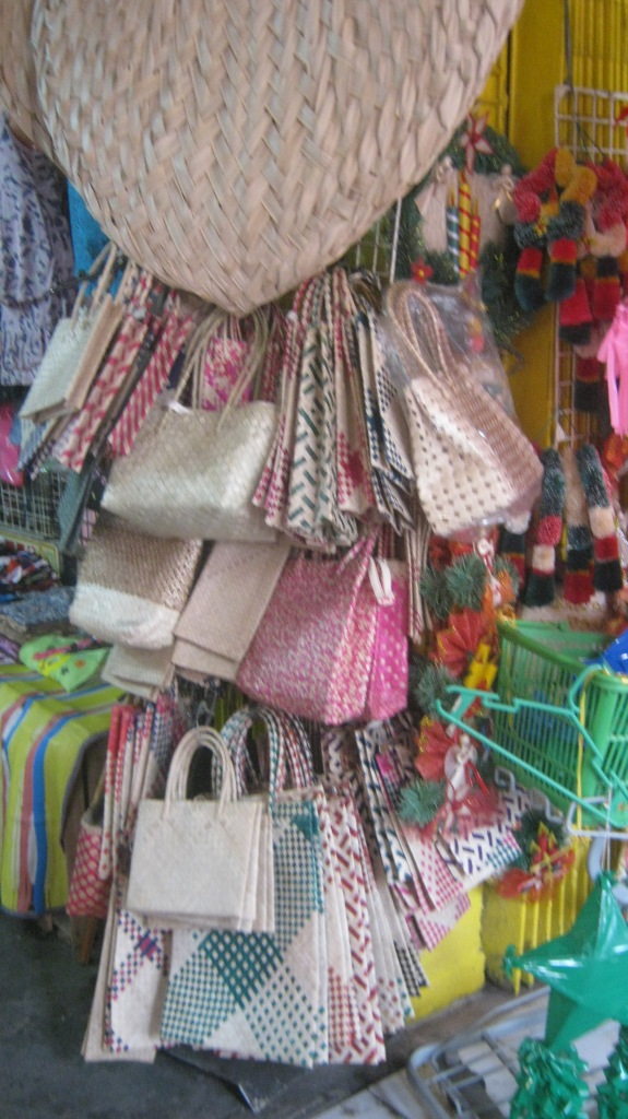 “Pasalubong” – What Makes this Filipino Word Very Special?