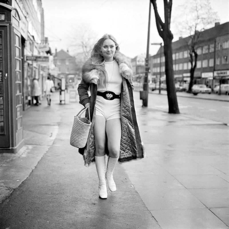 35 Fabulous Photos Of English Actress Linda Hayden In The 1960s ~ Vintage Everyday