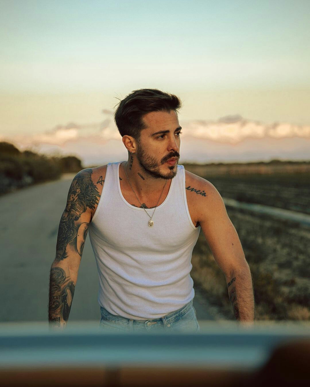 LLANE, integrante de piso 21