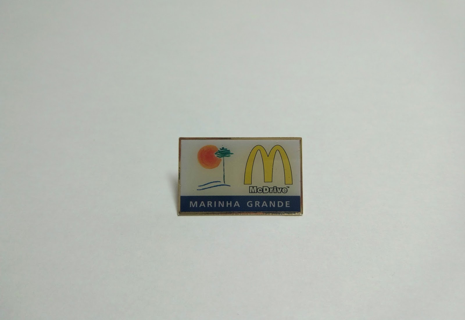 TUGA PINS: McDonald's Marinha Grande