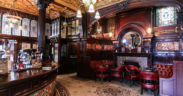 ZEPHYRINUS.: Now !!! That’s What I Call A Pub !!! Philharmonic Pub And ...