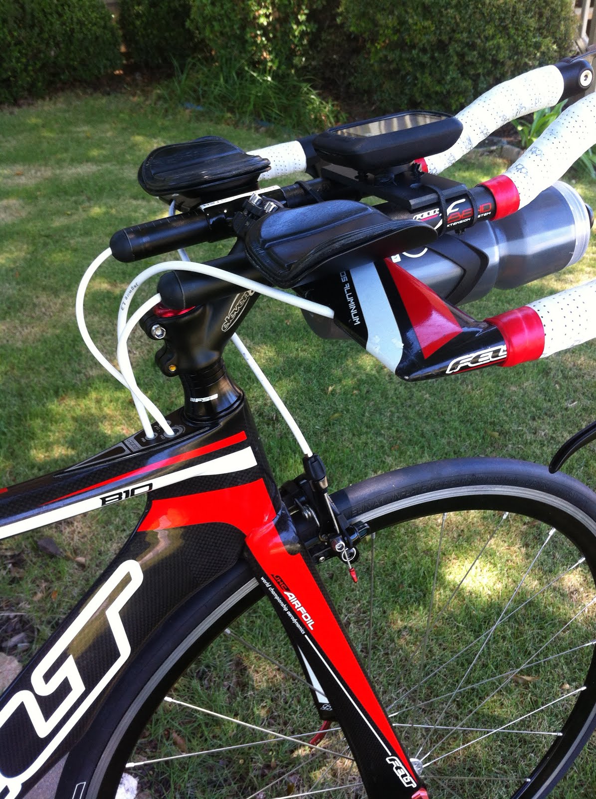 The Cycling Addiction: DIY - Aerobar Computer Mount