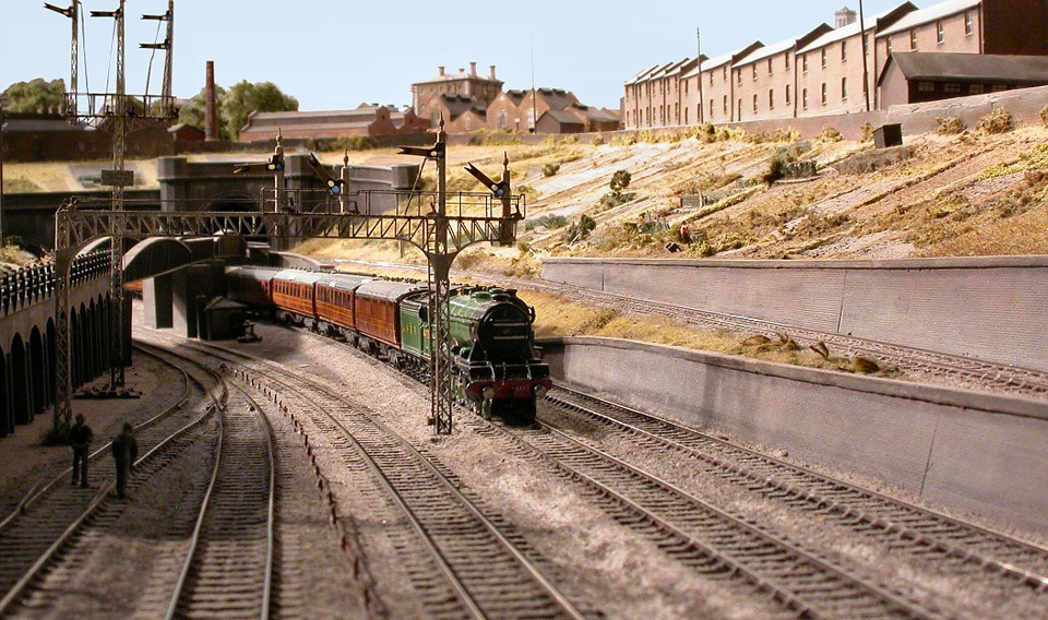 Train Models Lovers: The Basics Of Railway Modeling You Should Know