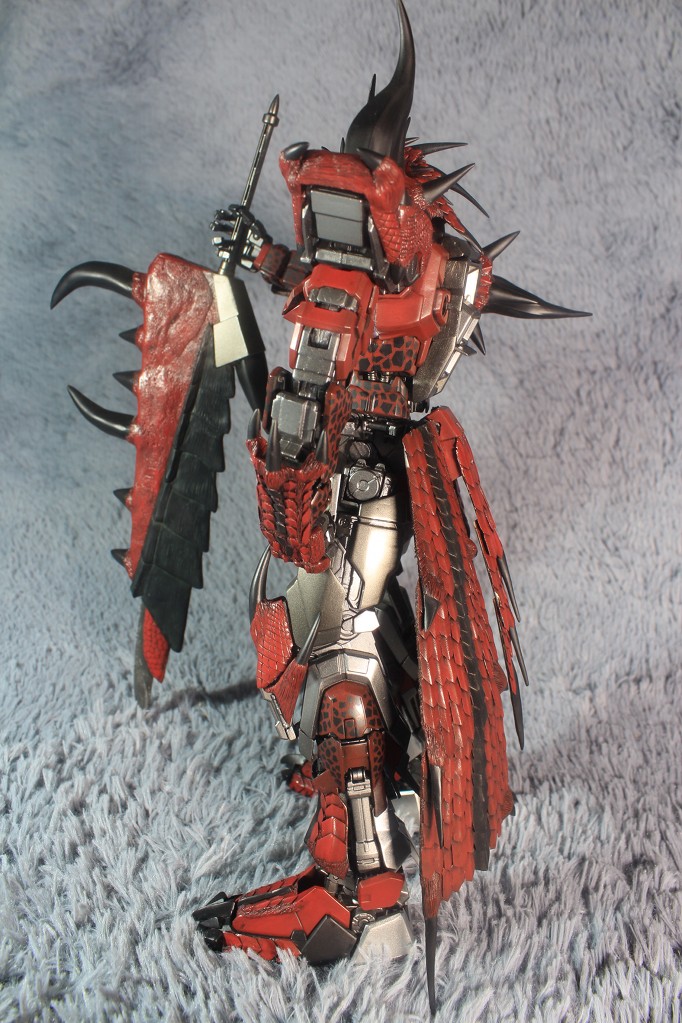 Gundam Meisters: PG 1/160 - Customized Monster Hunter Gundam