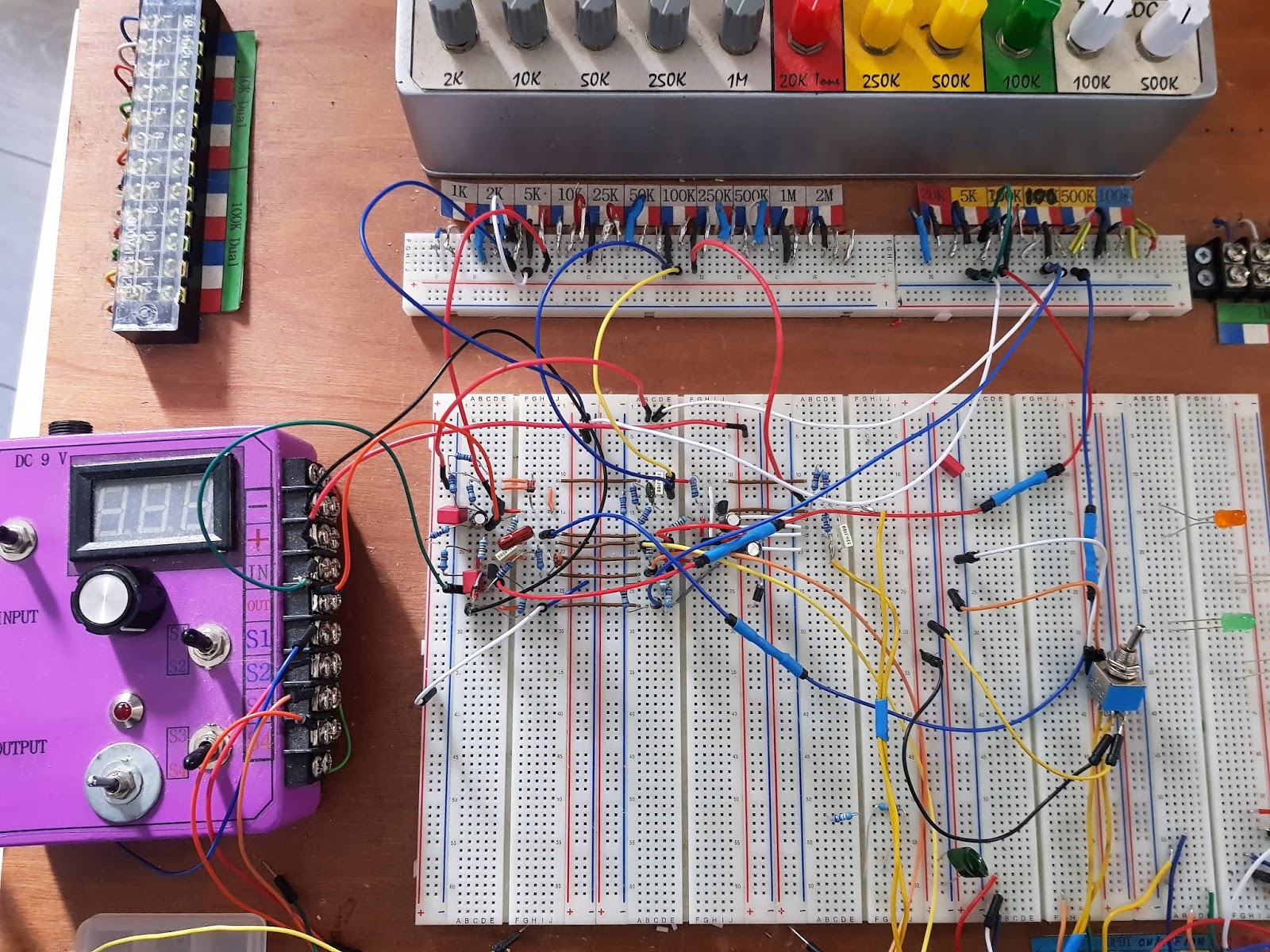 BREADBOARD GUITAR FX: Box Of Rock