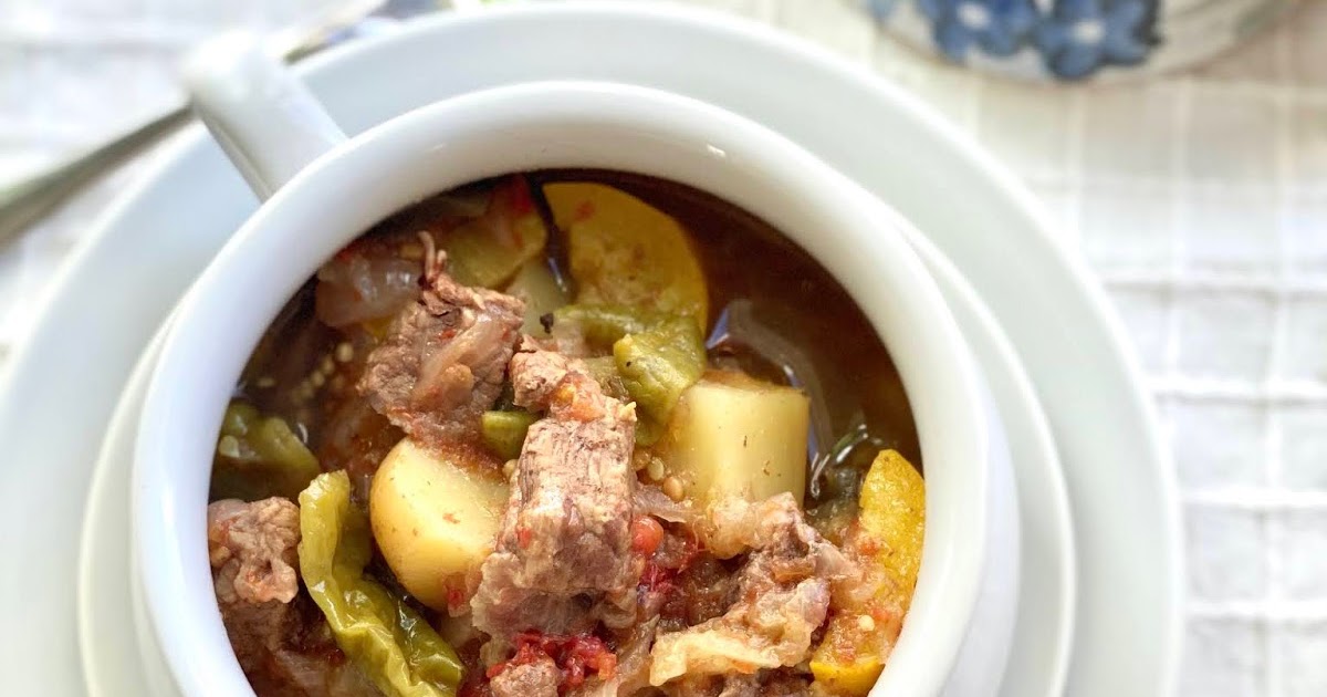 Almost Turkish Recipes: Slow Cooked Beef Stew (Etli Güveç)