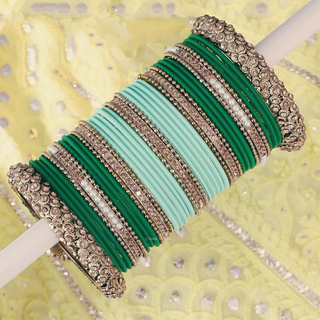 Multi color bangles sets
